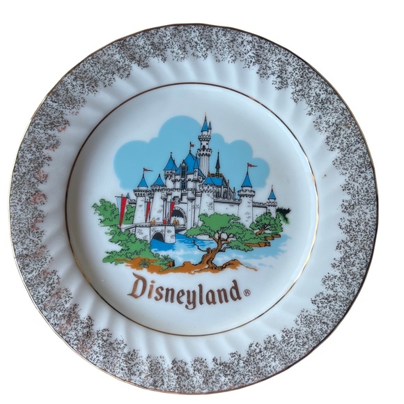 Disney | Other | Disneyland Souvenir Platewalt Disney Productions ...
